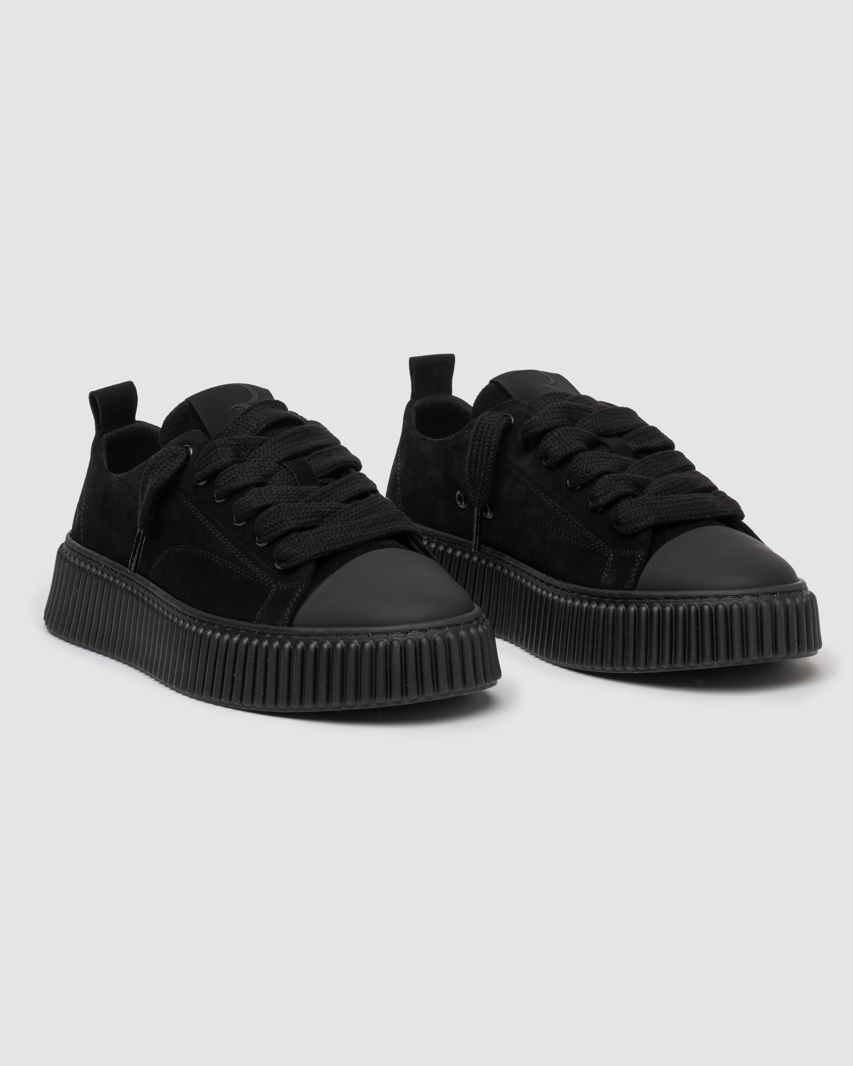 SNEAKERS – RHUN